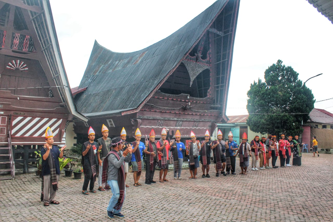 Paket Wisata Samosir 1 Hari Murah