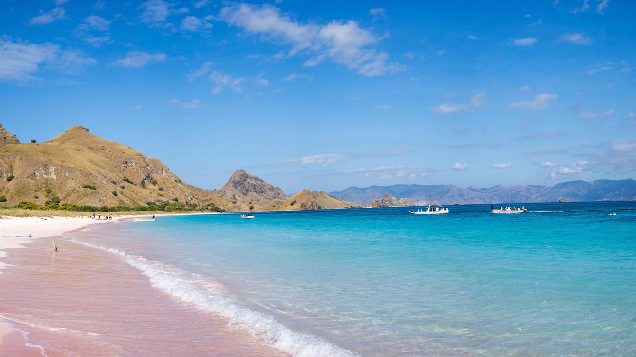 Paket Tour Lombok 2 Hari 1 Malam - Exnevia Tour & Travel